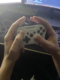 Відгуки про Бездротовий геймпад GamePro MG650W White-Black | ROZETKA