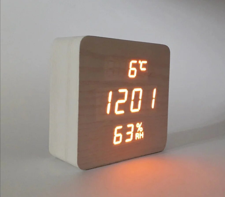 Электронные LED часы белые с красной подсветкой Wooden Clock VST-872S c ...
