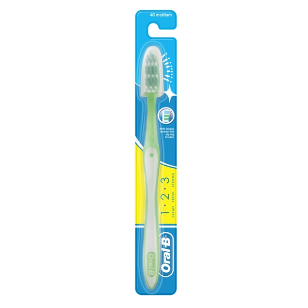 Зубная щетка Oral-B 40 3-эффект Fresh Strong средней жесткости ...