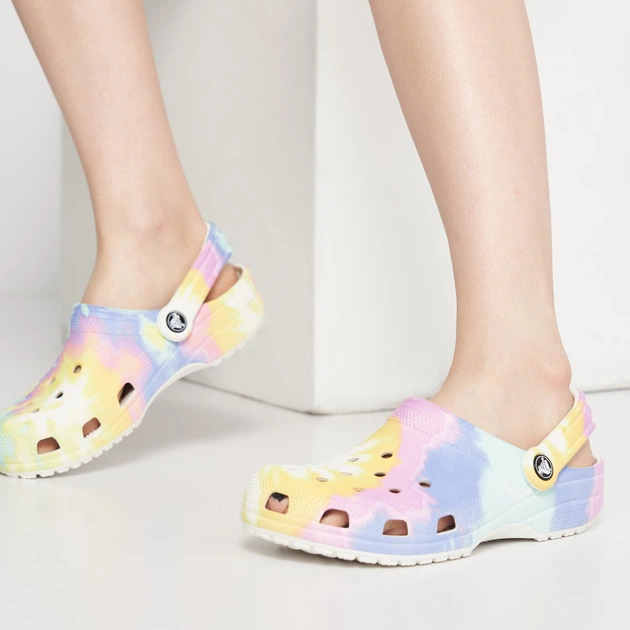 Женские кроксы Crocs Classic Tie-Dye Graphic Clog 205453-94S 41-42 (M8 ...