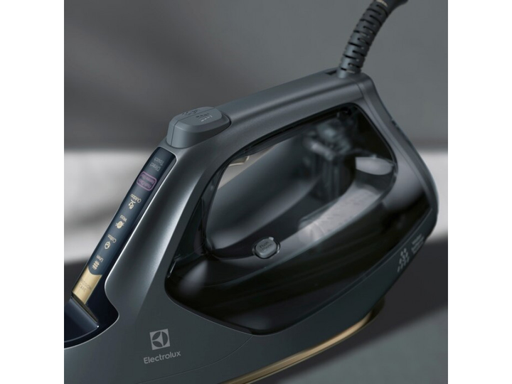 Утюг Electrolux E8SI1-7EGM (17834) – фото, отзывы, характеристики в ...
