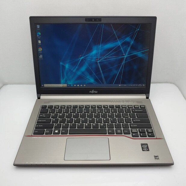 Ноутбук Fujitsu LifeBook E744 / 14" TN / Core i5-4310M (2(4) ядра по 2.7-3.4GHz) / 8GB DDR3 ...