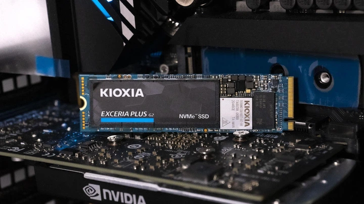 Накопичувач SSD Kioxia Exceria Plus G2 (LRD20Z002TG8) – фото, отзывы, характеристики в интернет ...