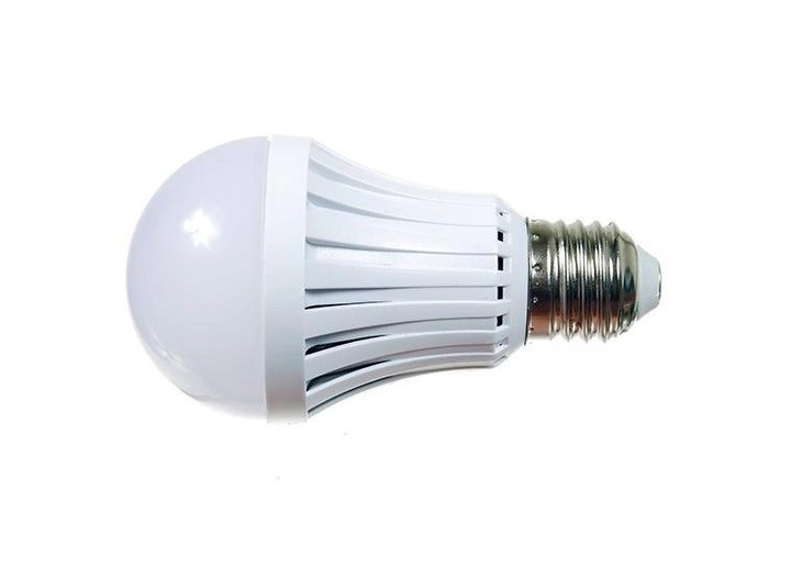 Светодиодная LED лампа с аккумулятором 12W/E27/220V – фото, отзывы ...