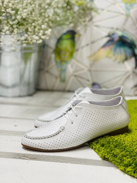 Жіночі шкіряні білі мокасини з перфорацією Prellesta 440-05 39 Білий от ...