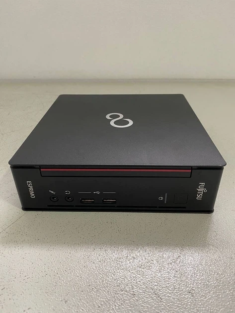 Неттоп Fujitsu Esprimo Q556 USFF / Intel Core i7-6700T (4 (8) ядра по 2 ...
