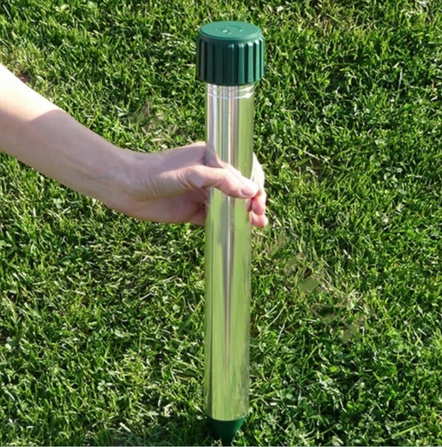 Отпугиватель кротов, змей, грызунов Sonic на батареях защита до 800 кв ...