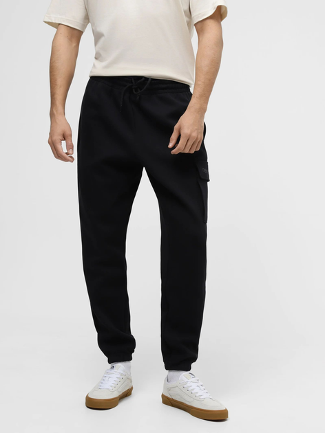 Спортивные штаны мужские New Balance Shifted Cargo MP41553BK M Черные ...