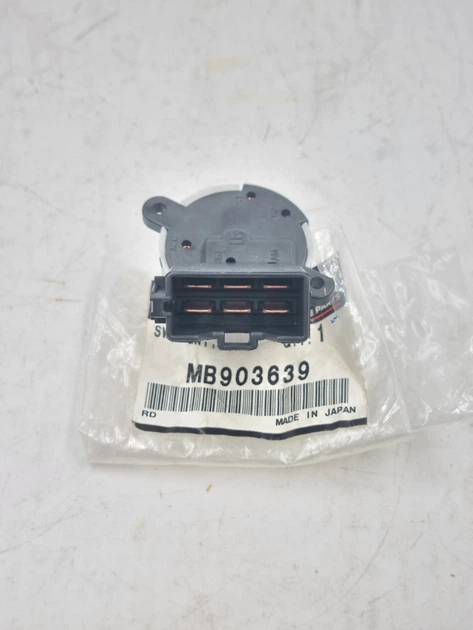 Оригинальная группа замка зажигания контактная MB903639 L200, Л200 ...