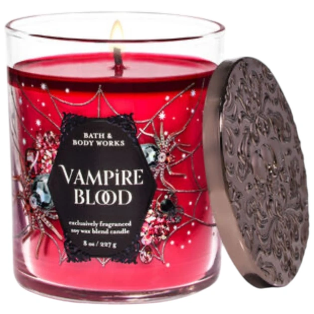 Свічка Bath & Body Works Vampire Blood Scented Candle 1-Wick 227 г – купити онлайн на ROZETKA