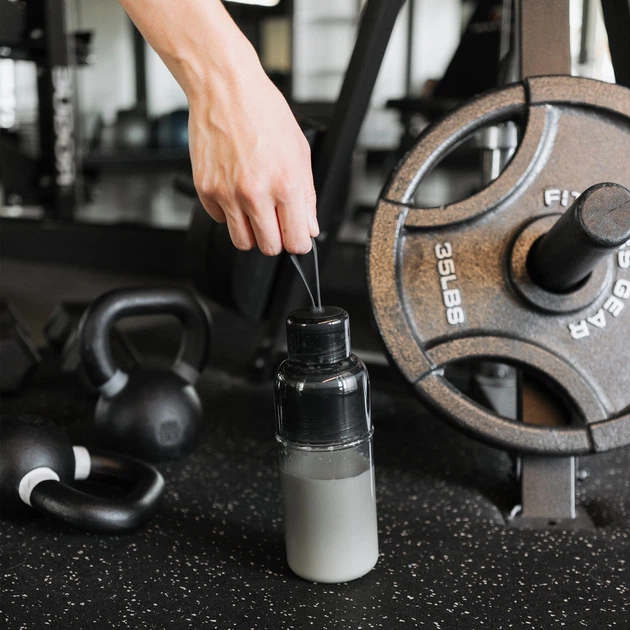 Пляшка для води Kinto Workout спортивна графітова 480 мл (4963264504393 ...