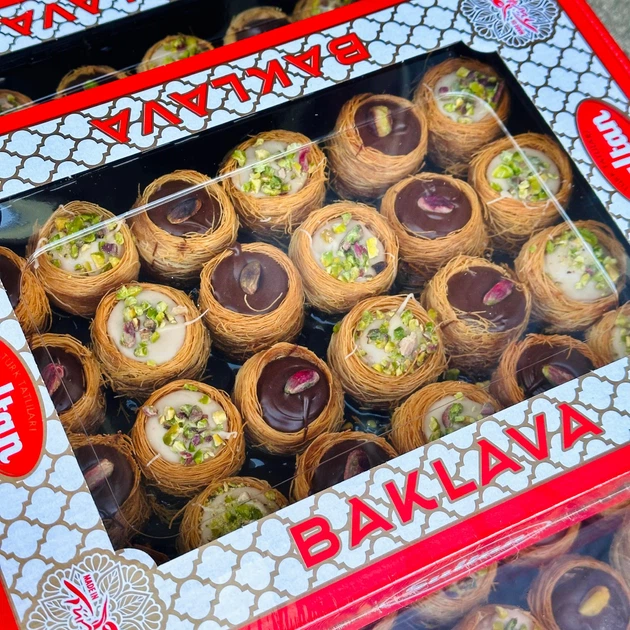 Пахлава «Гніздечка» фісташкою та шоколадною пастою 1 кг від продавця ...