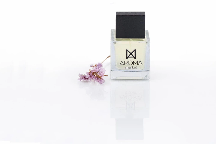 Парфумована вода для жінок «Moon Sparkle» (версія: «Escada Moon Sparkle ...