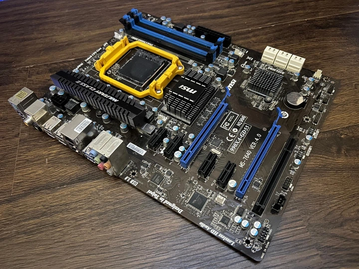 Материнська плата MSI 990XA-GD55 (Socket AM3+, AMD 990X) Б/У – фото ...