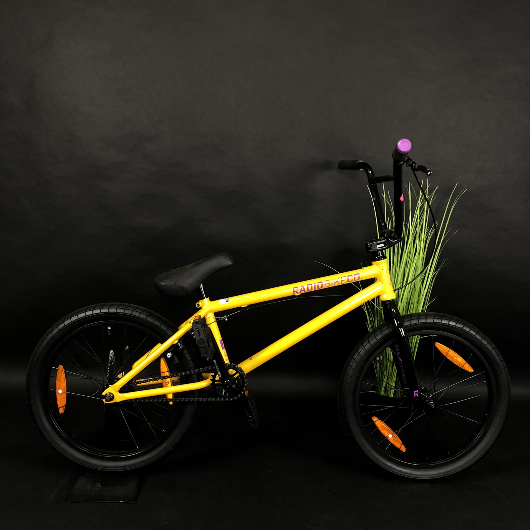 Велосипед BMX Radio Darko 20", рама 20.4", 2021, желтый – фото, отзывы ...