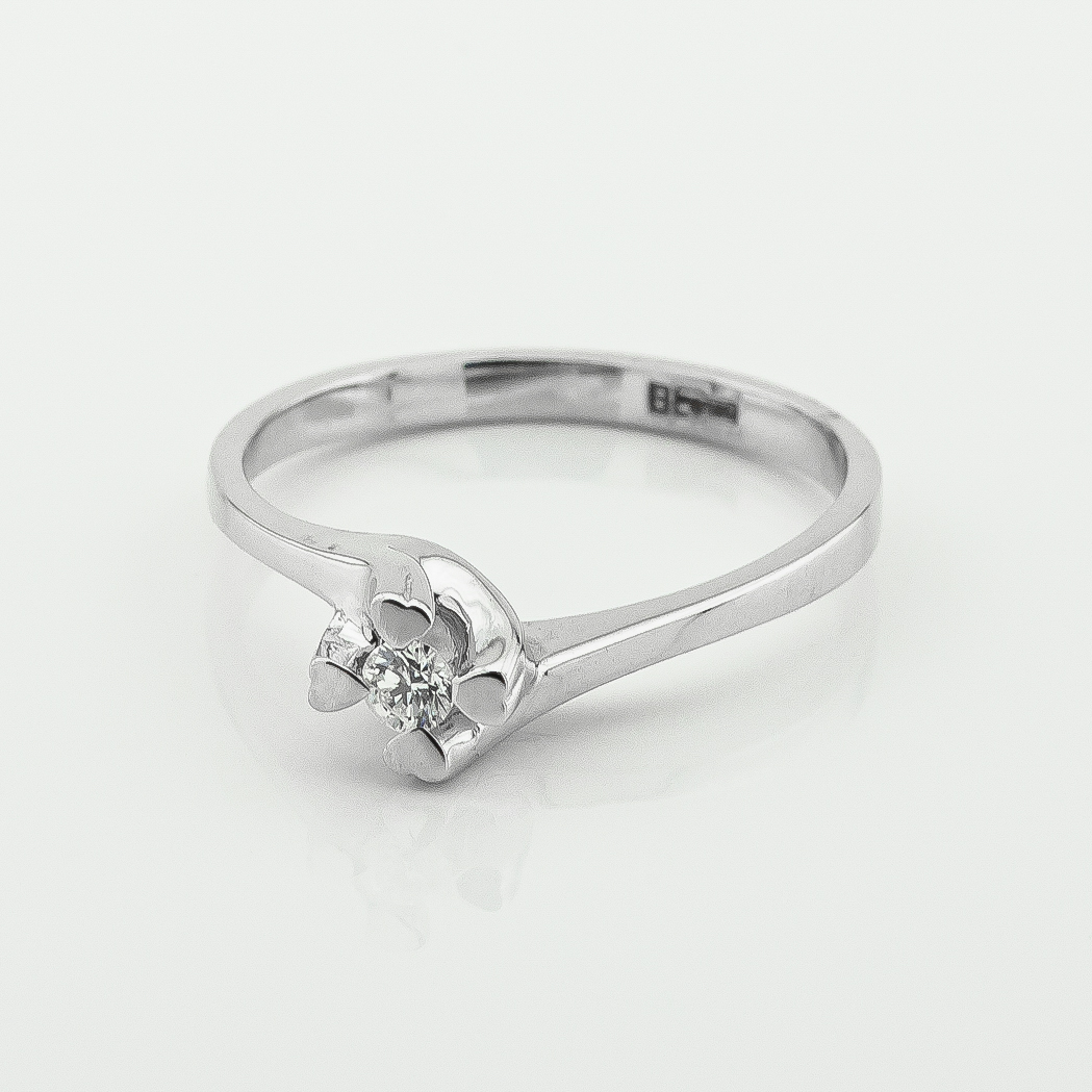 Золотое кольцо с бриллиантом 511610 Диамант, 18 размер от продавца ...