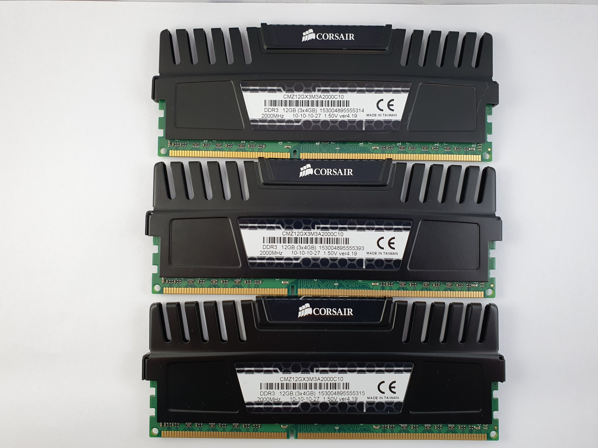 Комплект оперативної пам'яті Corsair Vengeance DDR3 12Gb (3*4Gb ...