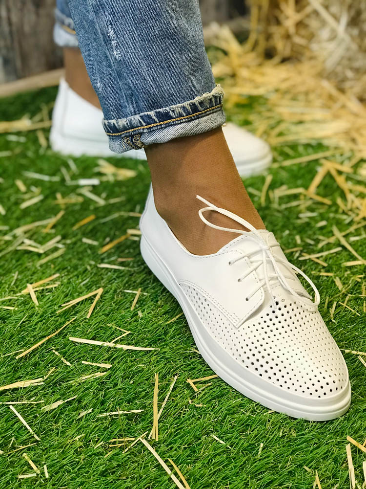 Жіночі білі шкіряні кеди з перфорацією Prellesta 1188-05 37 Білий от ...